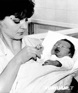 Cum a facut omenirea primul miliard? Apoi, alte sase... | Antena 1